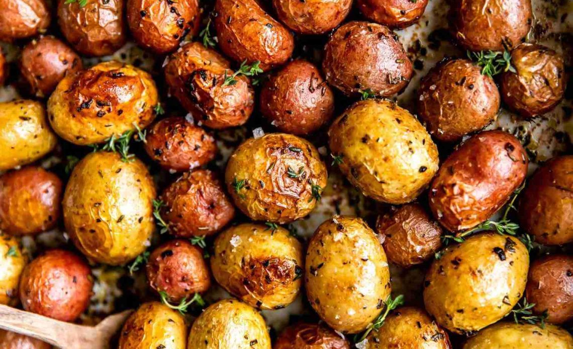 Delicious And Healthy Garlic Herbed Red Potatoes Recipe